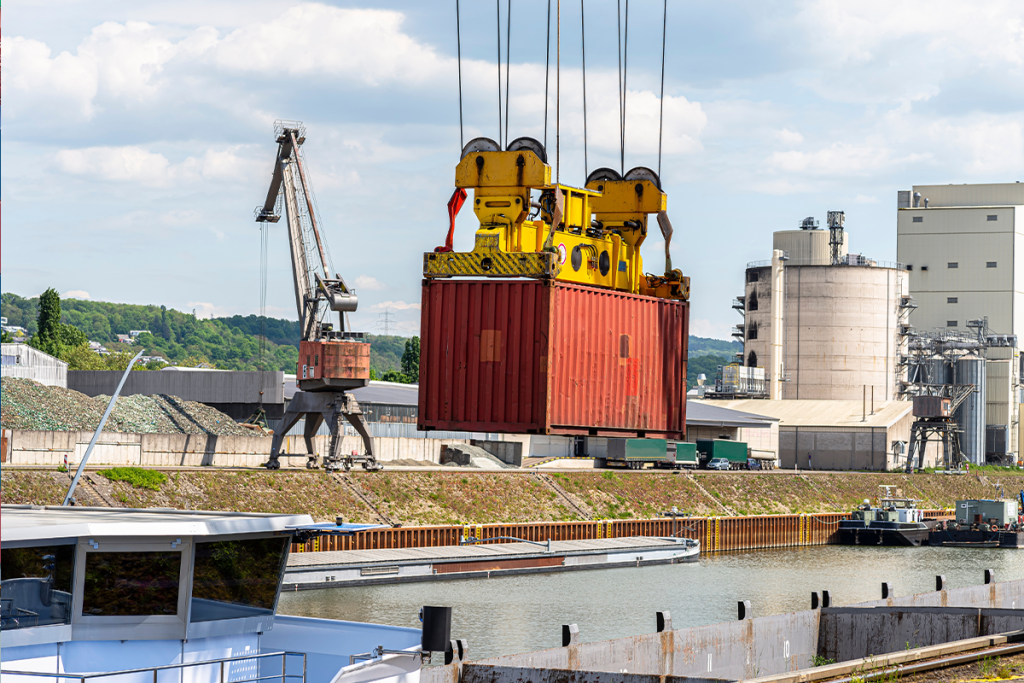 Professional Lashing Services in Kenya - Spear's Ship Contractors Ltd